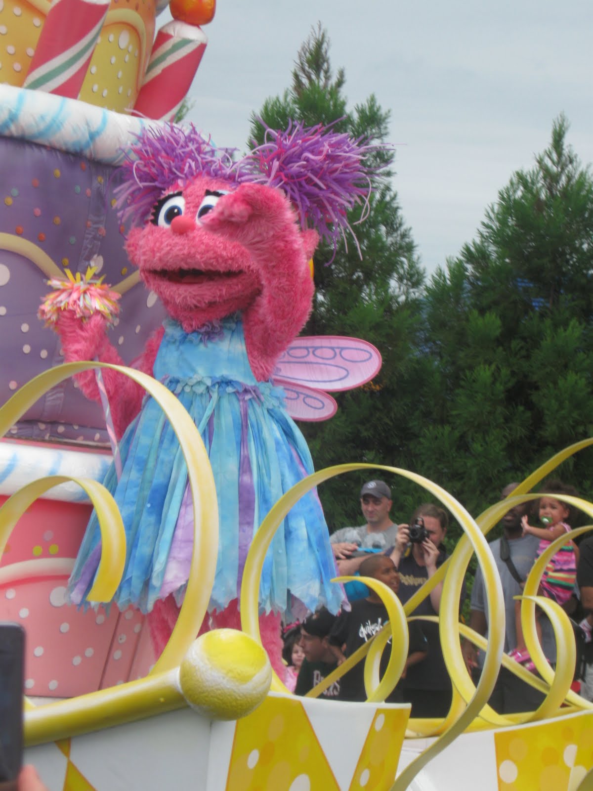 Two Little Sunshines: Sesame Place