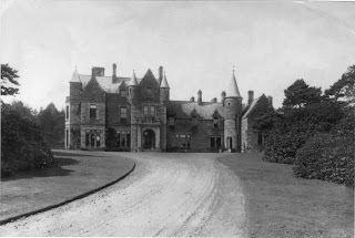 Polmaise Castle