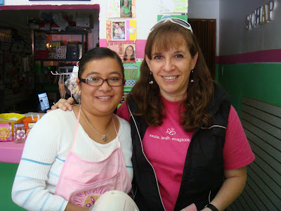 Liz Gil: 2009 Abril 4 - Inauguracion tienda de Faby 'Momentos en Papel'