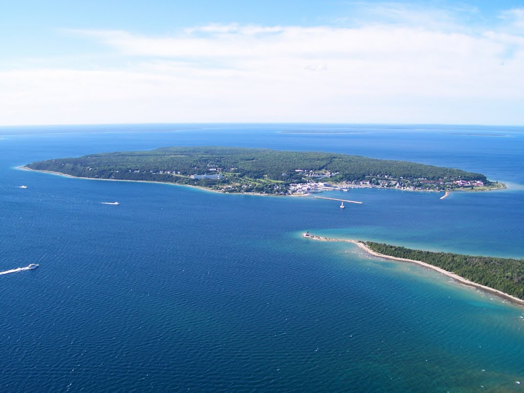 Heroes, Heroines, and History: Mackinac Island History by Amber Stockton