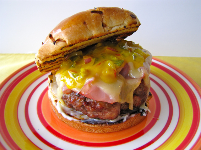 Susi's Kochen Und Backen Adventures: Cubano-Style Burger