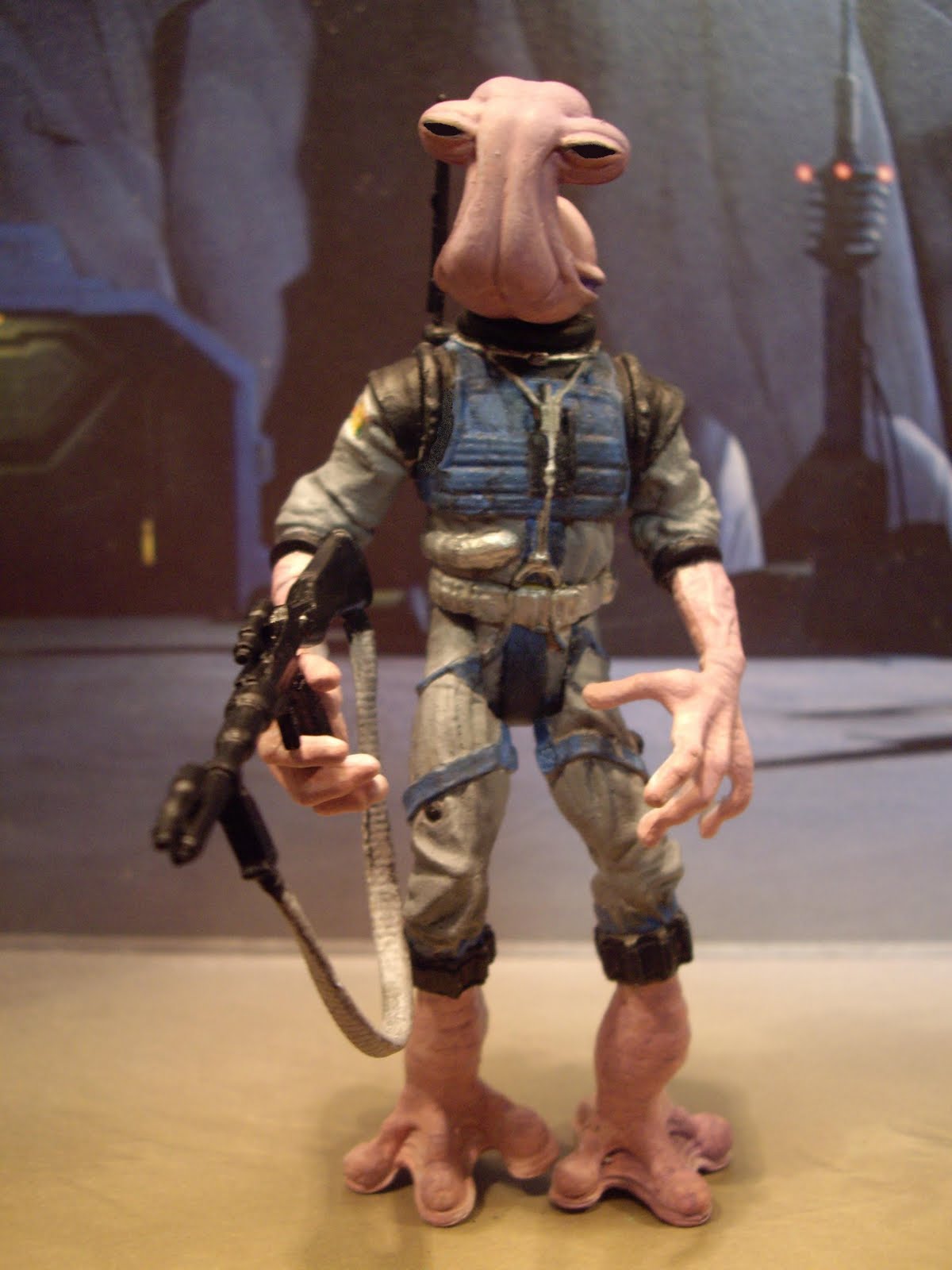 Star Wars: Customs for the Kid: "ITHORIAN SMUGGLER" created by Customs ...