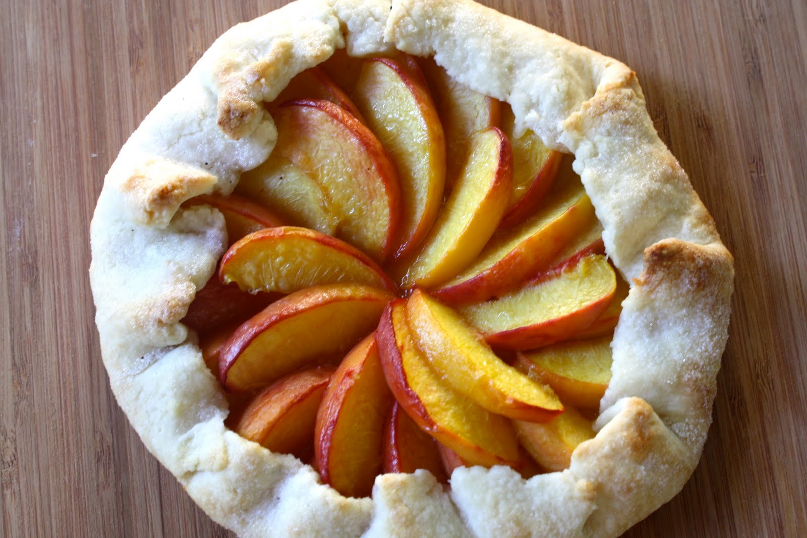 Hey, Lady Grey: Rustic Peach Pie - My Oh My!