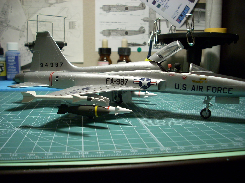 My Model kits: Testors 1/48 F-5A Freedom Fighter