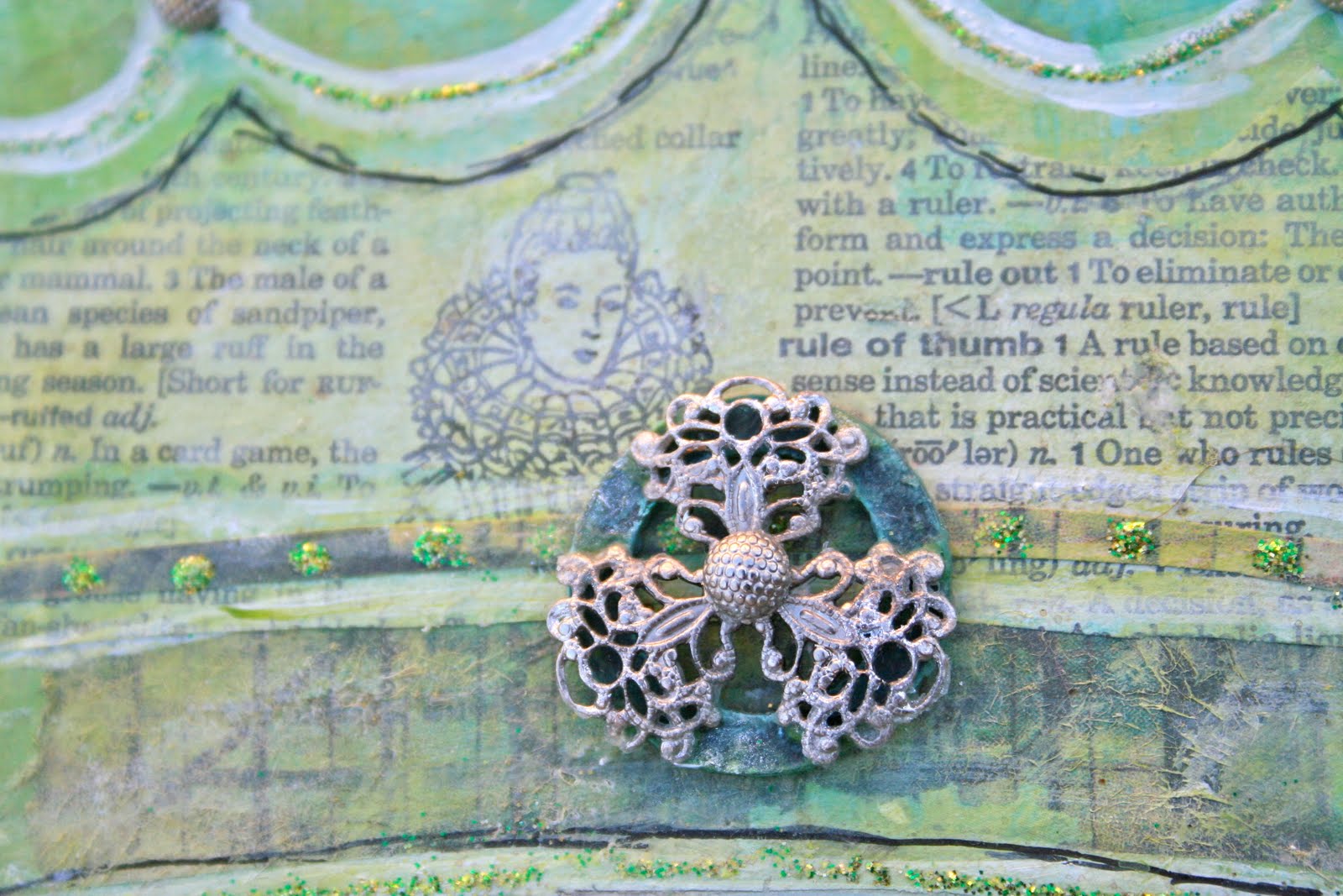 E Makes Art: Green Crown Collage With Proverbs 4:9