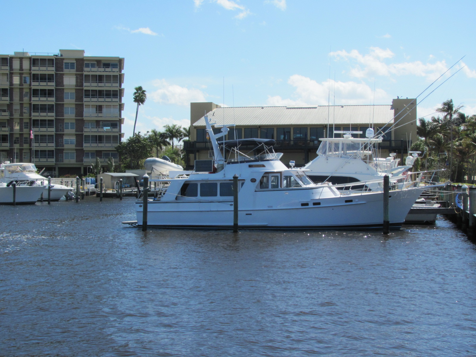 Cruising on M/V Monarch: March 16, 2010 - Glover Bight, Cape Coral, Florida