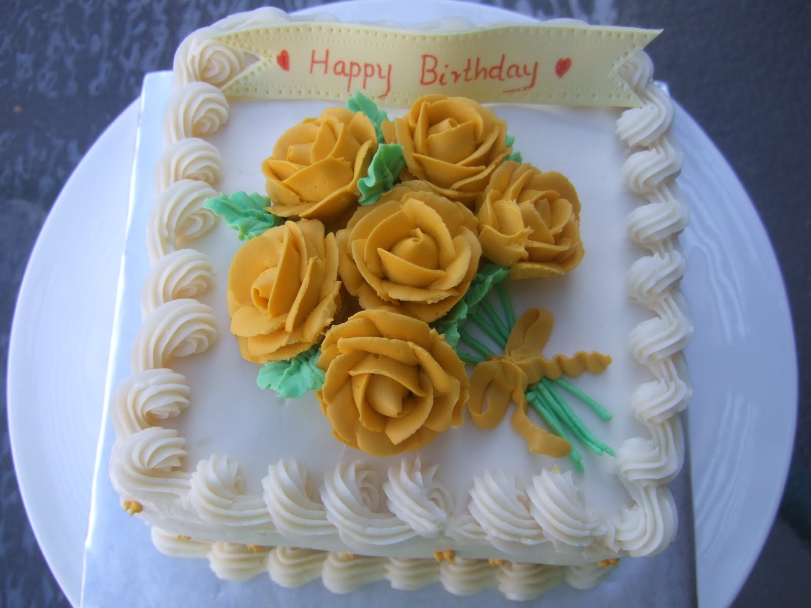 DHANYA'S DELIGHTS: Rose Cakes n' Cookies