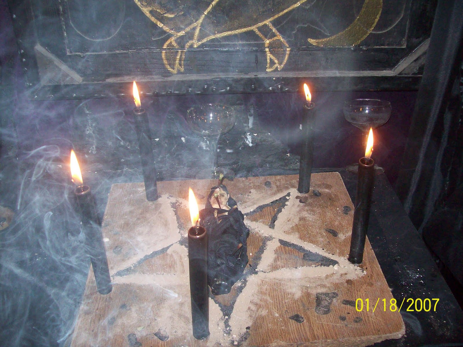 SECRETOS DE LA MAGIA NEGRA