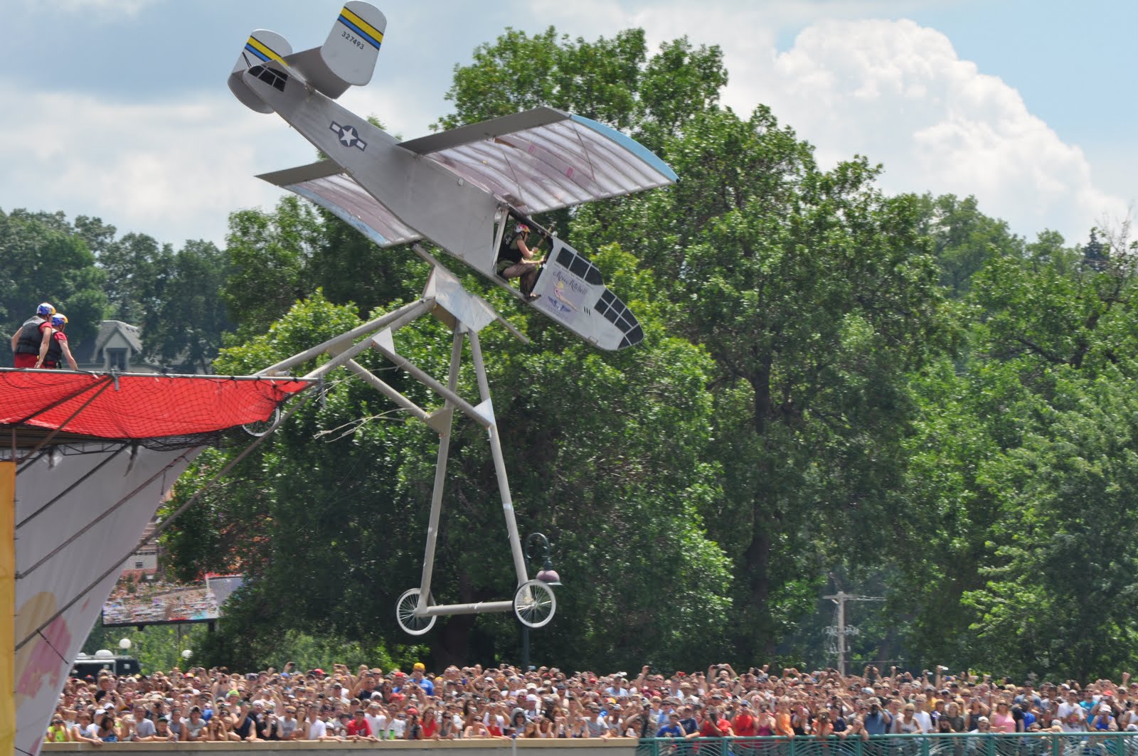 Minnesota Laingens: Red Bull Flugtag USA!