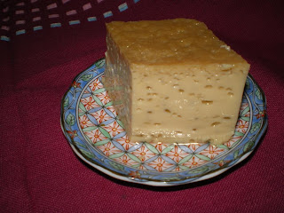 The Cat, The Rabbit & The Hedgehog: Kuih Sekaya