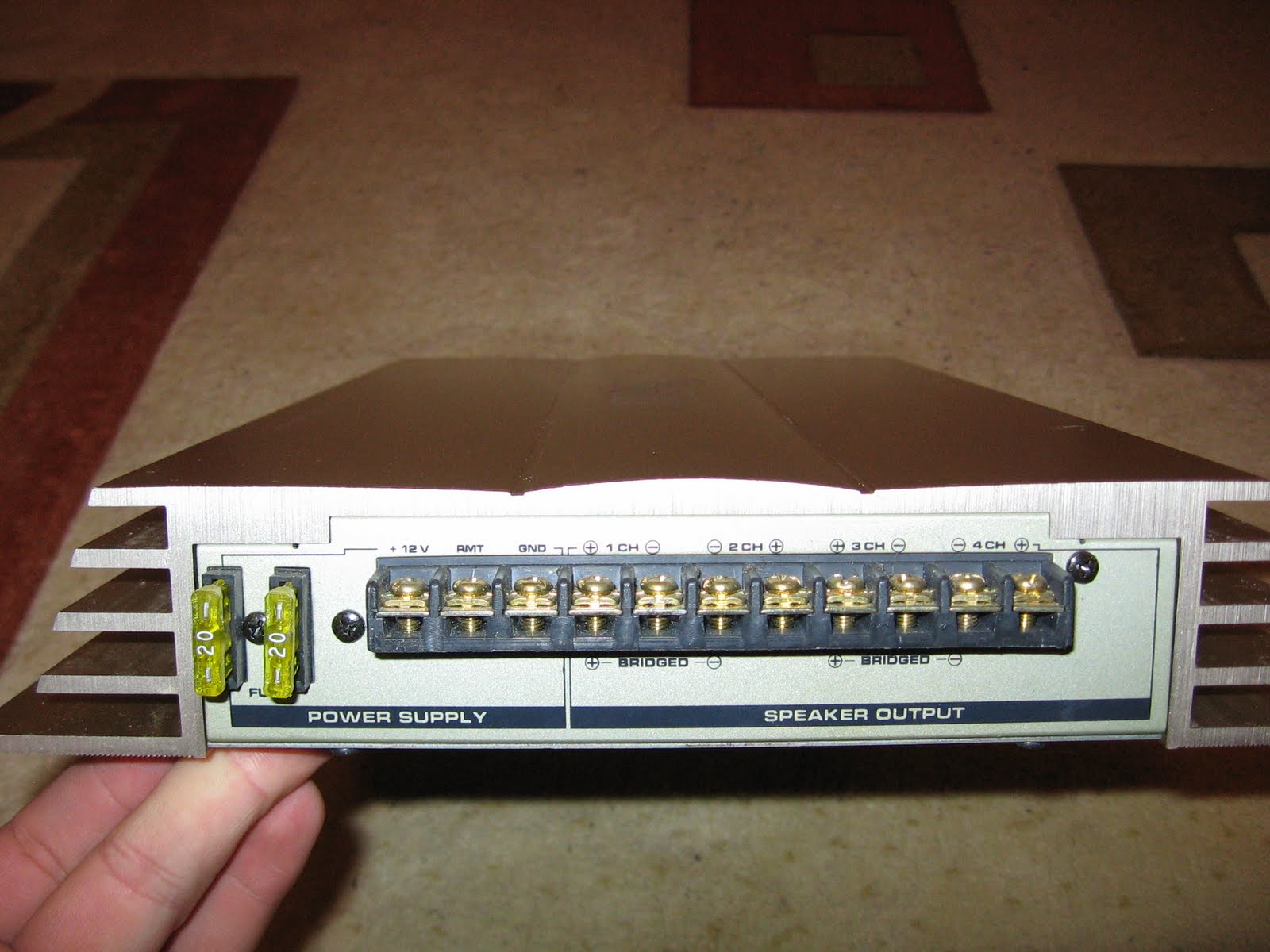 Amplificator auto,statie auto Magnat Classic 480 Putere 480 Watt 150 ...