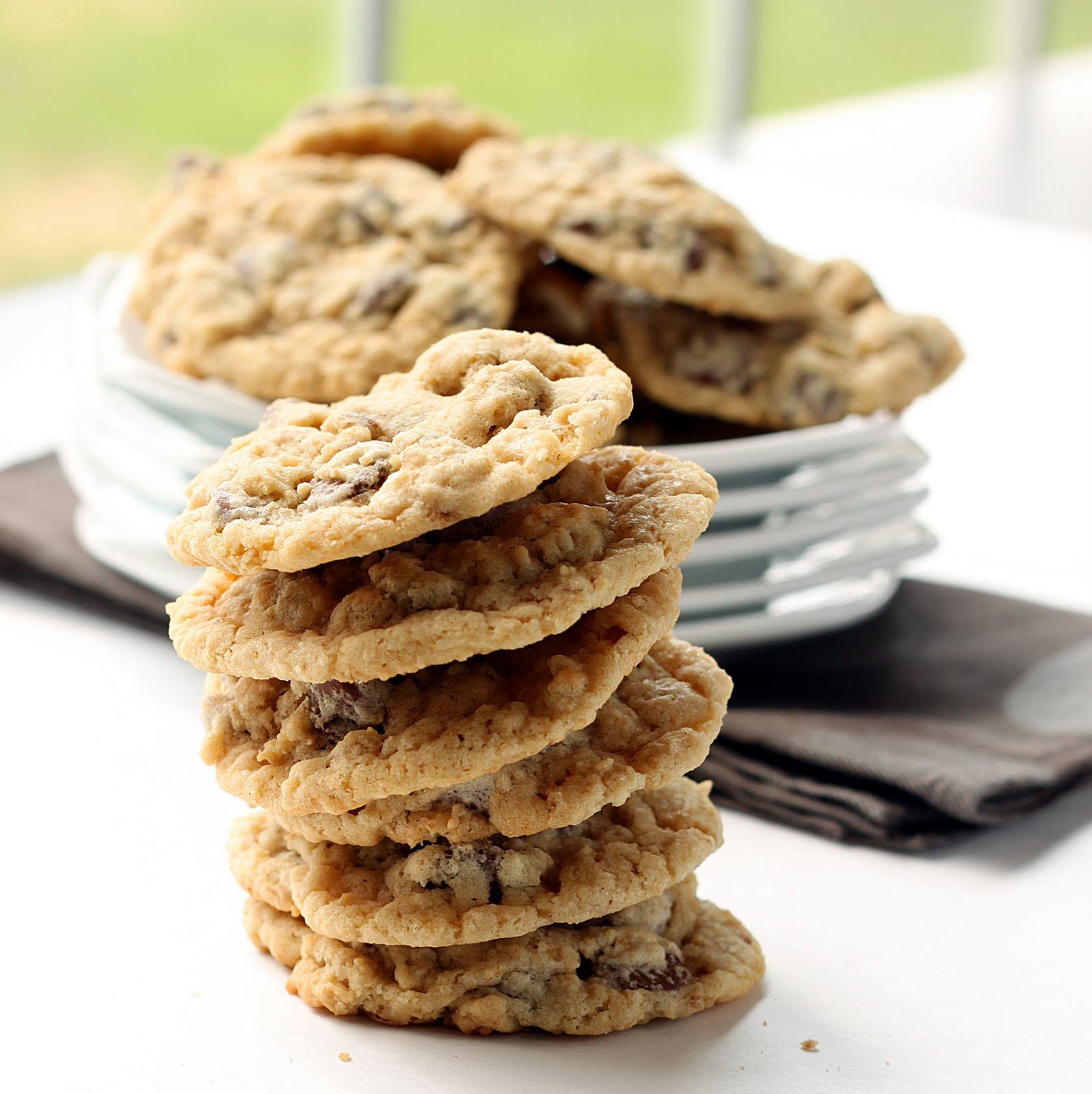 Sugar Cooking: Chewy Chocoalte Chip Oatmeal Cookies