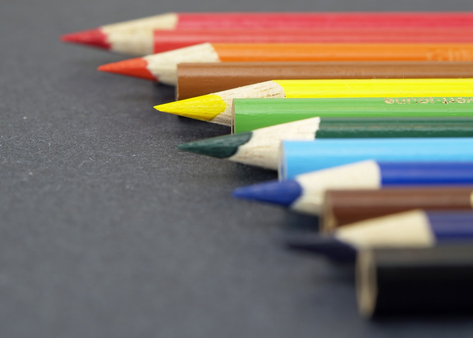 Nu2Photo: 2 Things Challenge - Sharp/Dull