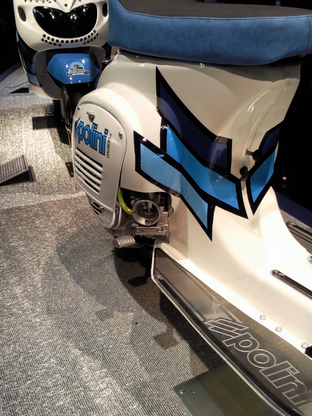 TeamSabotage: Vespa 50 special by Polini