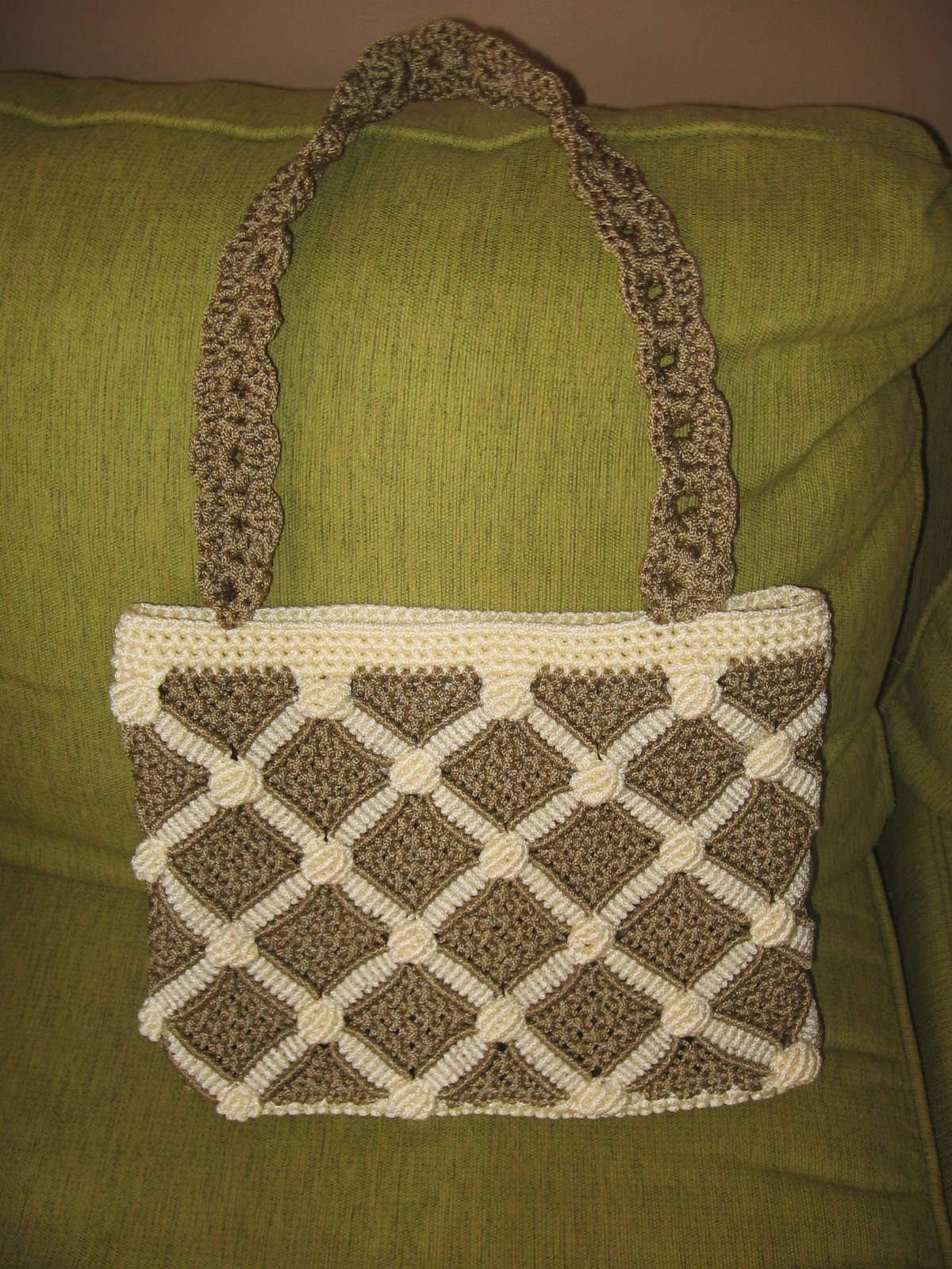 Claudia creaciones a crochet: Cartera macramé rombos verde musgo/crudo ...