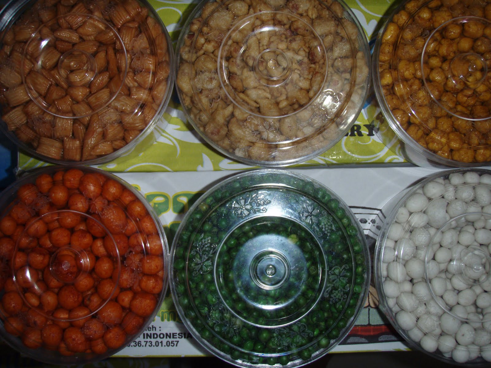 WAKA Store: Paket Lebaran - Aneka Kacang - Kue Kering