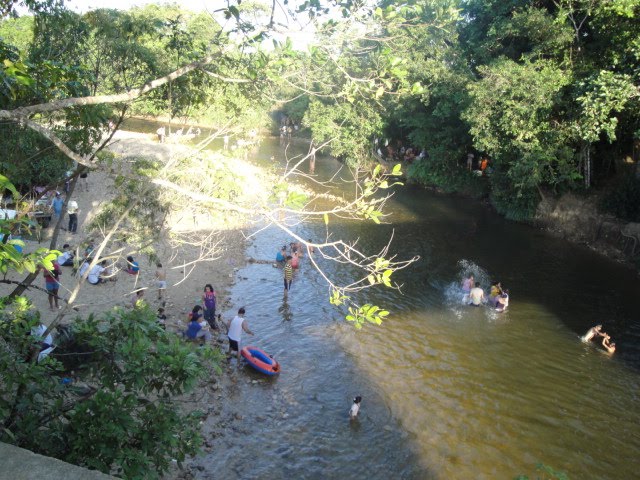 CENTRO MUNICIPAL DE MEMORIA eeri eeri FUENTEDEORO ( META): EL BOTOTO Y ...