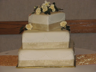 Cakes by Holly Jo: 3 tier square wedding cake