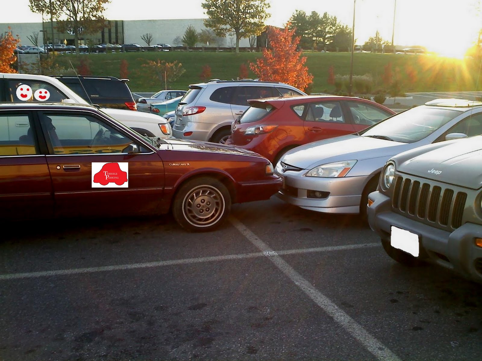 TERRIBLE PARKING: Are These Cars Actually Touching?