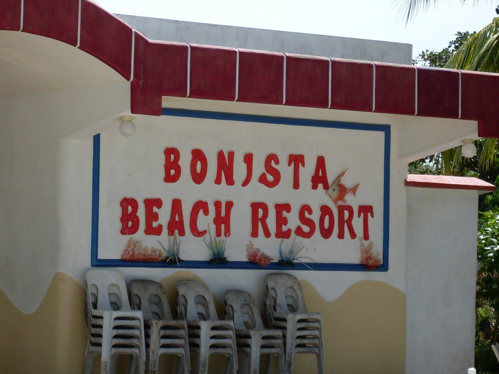Here and There -- Everywhere!: Bonista Beach Resort (Escalante City)