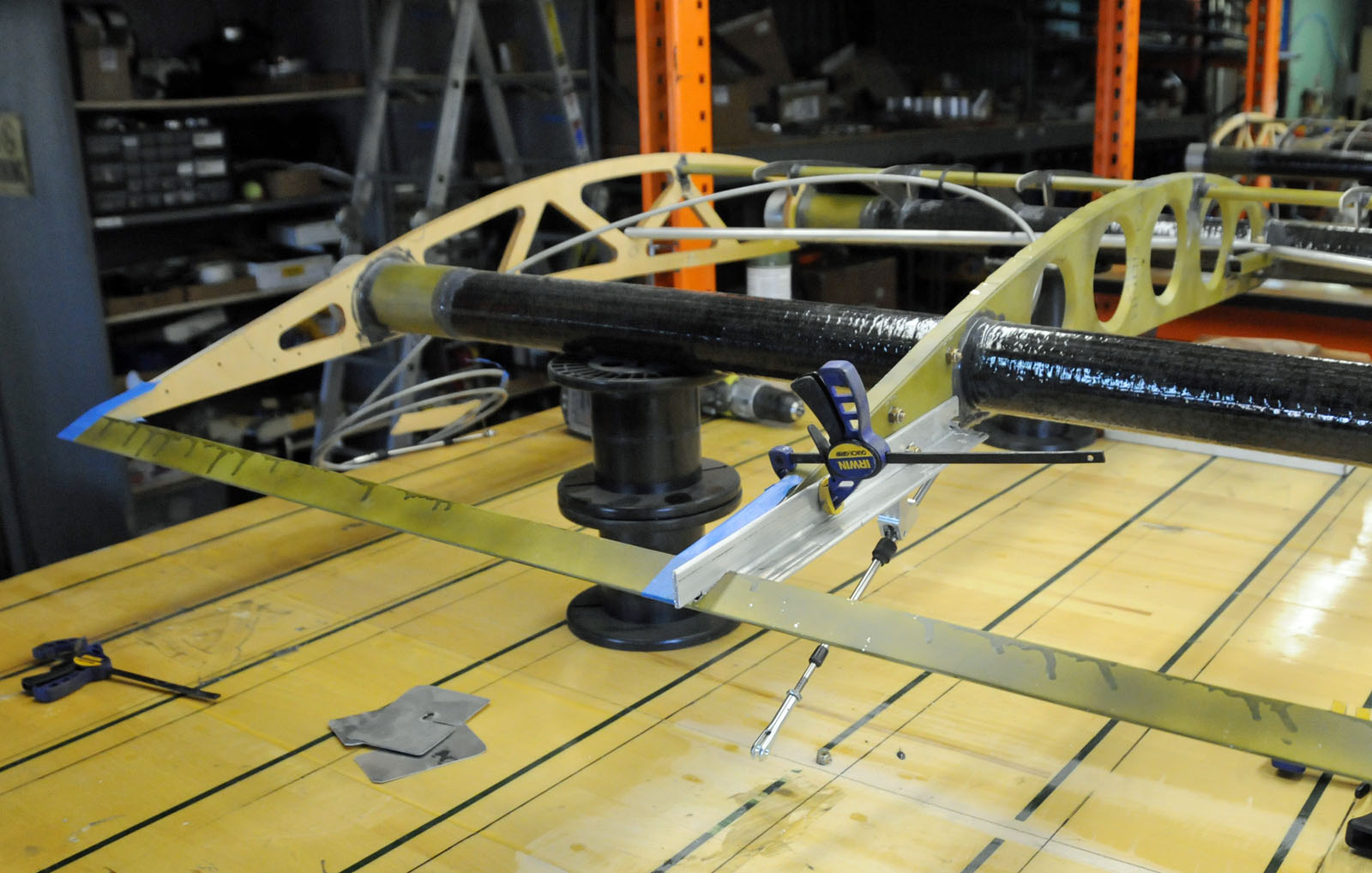 Standard Pilot Blog: Building a Carbon Fiber Wing with Aluminum Ribs ...