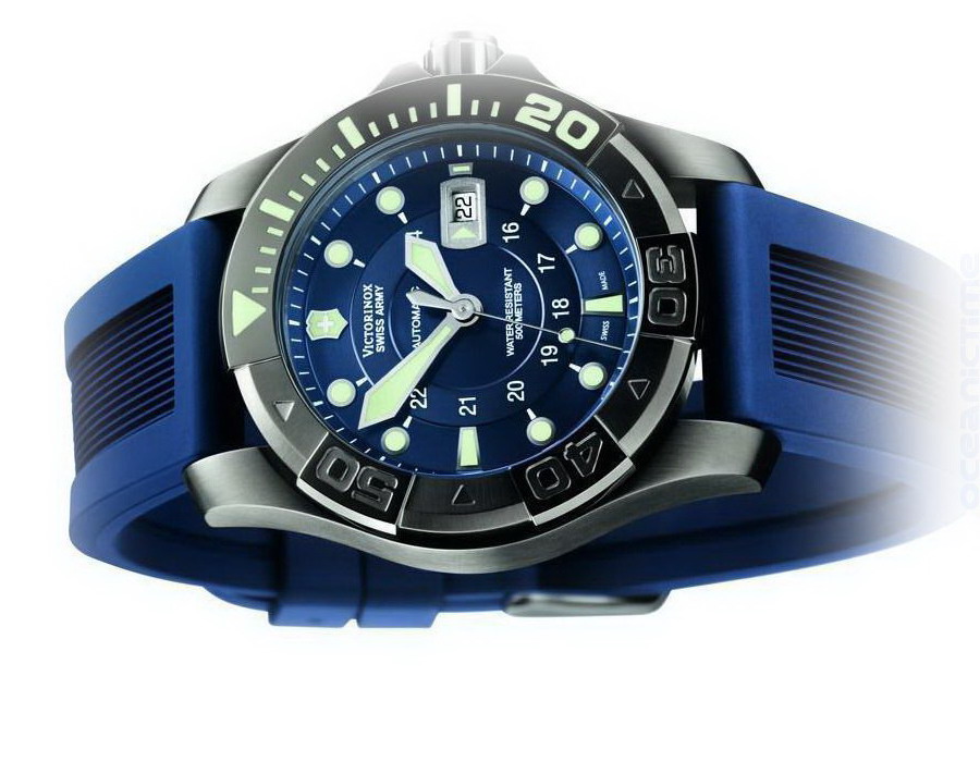 OceanicTime: VICTORINOX Dive Master 500 (chrono & mecha)