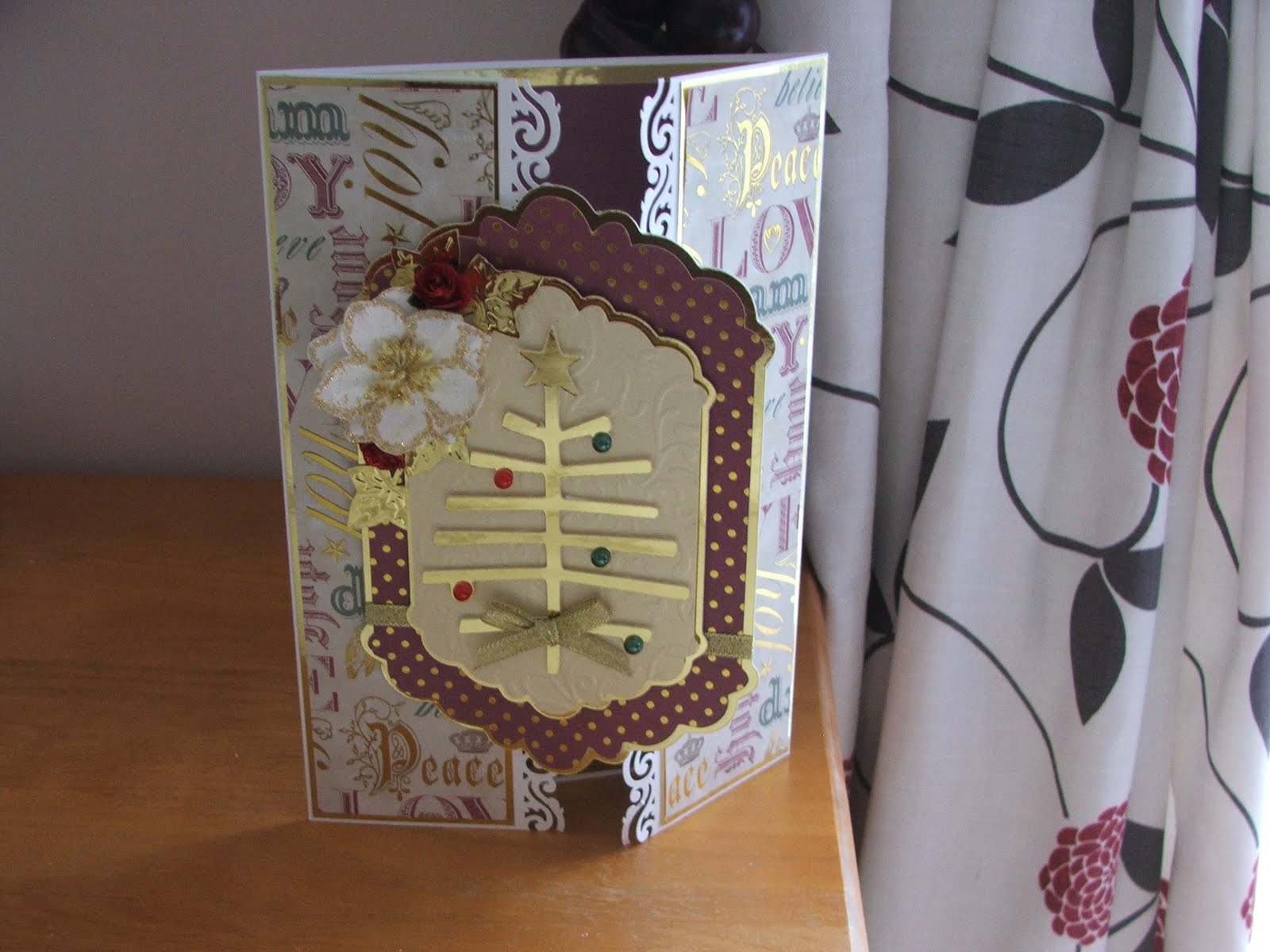 jiminy japes: Gatefold tree....