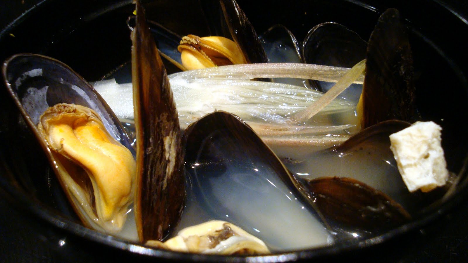 The Puff List: Guilo Guilo - Paris