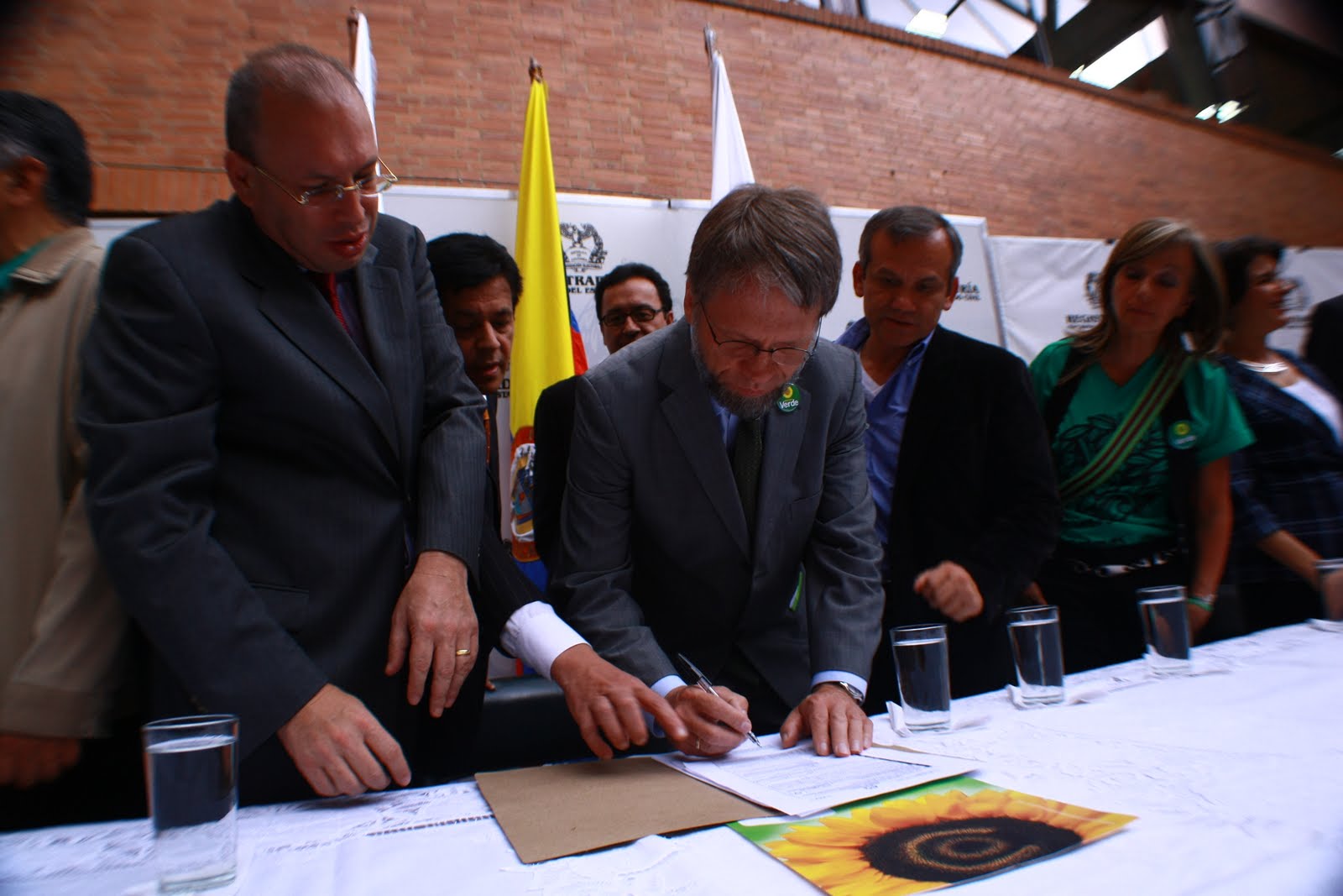 Elecciones 2010: Inscrito Antanas Mockus como candidato a la ...