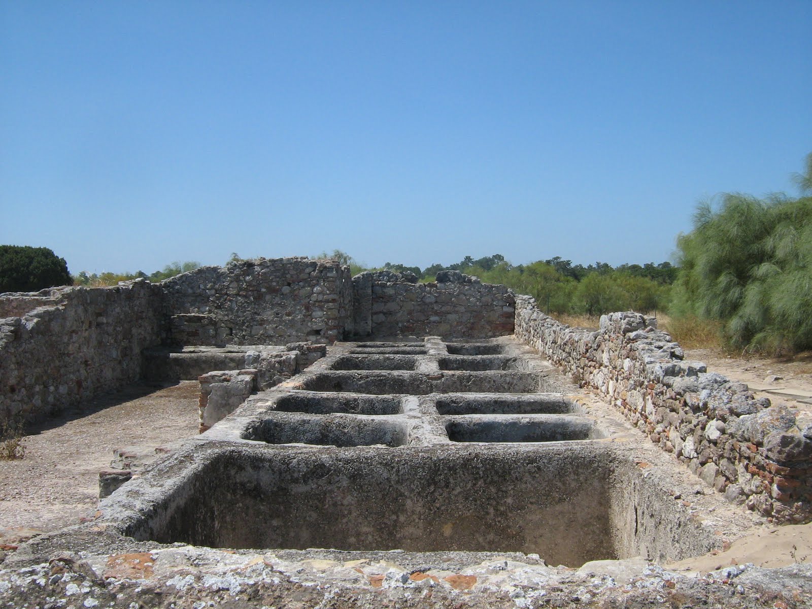 A Lusitânia: AS RUÍNAS ROMANAS DE TRÓIA, SETÚBAL, Filomena Barata