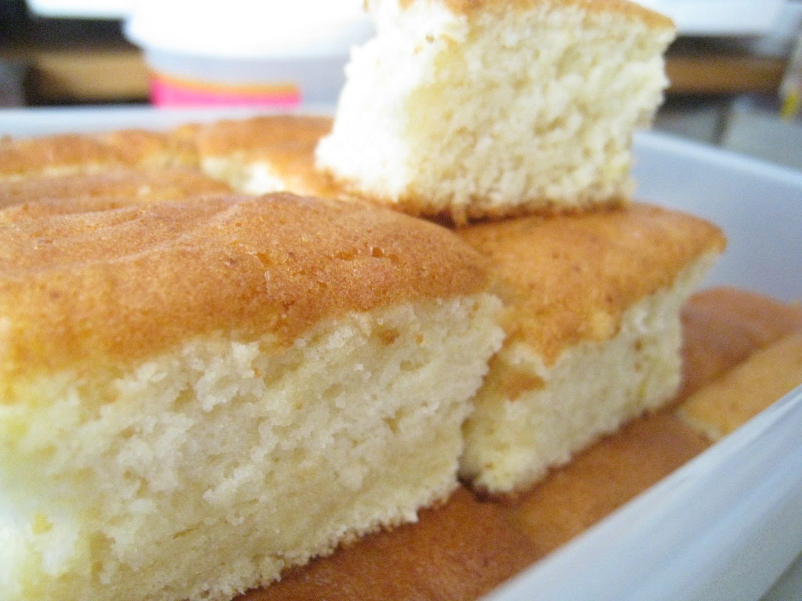 Sweet Wish Bakery: Castella Cake (Japanese Honey Sponge Cake)