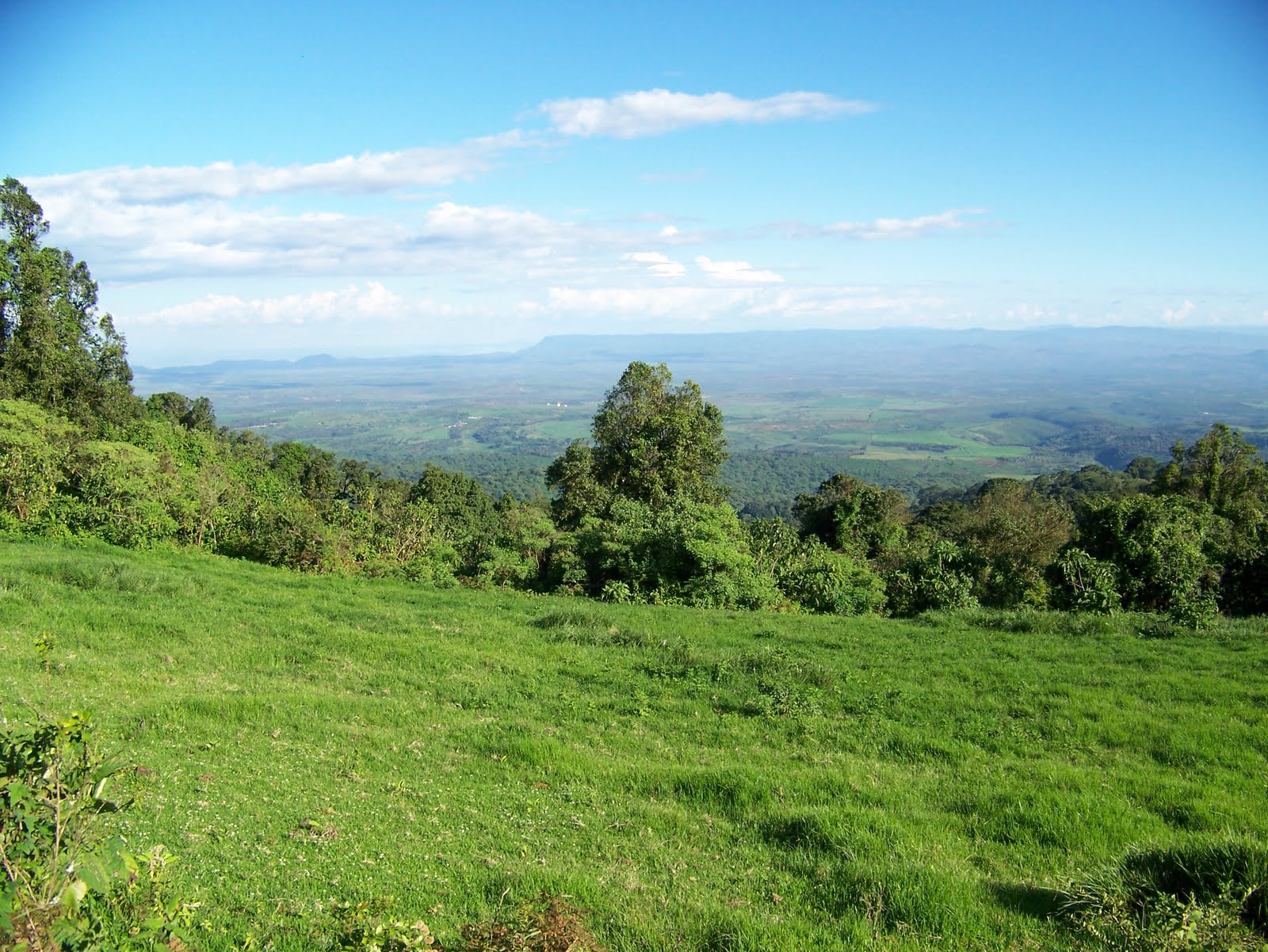 T-E-M-B-E-A Tanzania: Muonekano wa Oldeani toka Crater view point ...