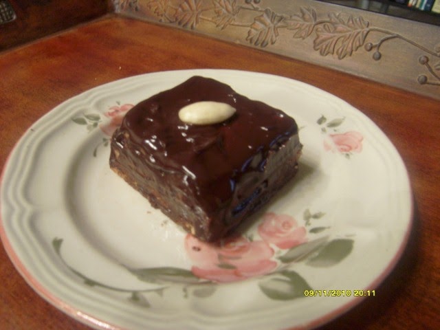 Indulging Life: CHOCOLATE COVERED CHEESECAKE CUBES