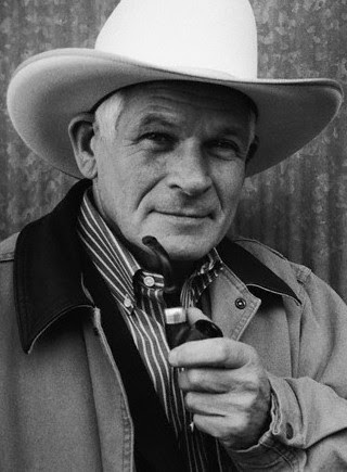 Famous Pipe Smokers: Don Edwards