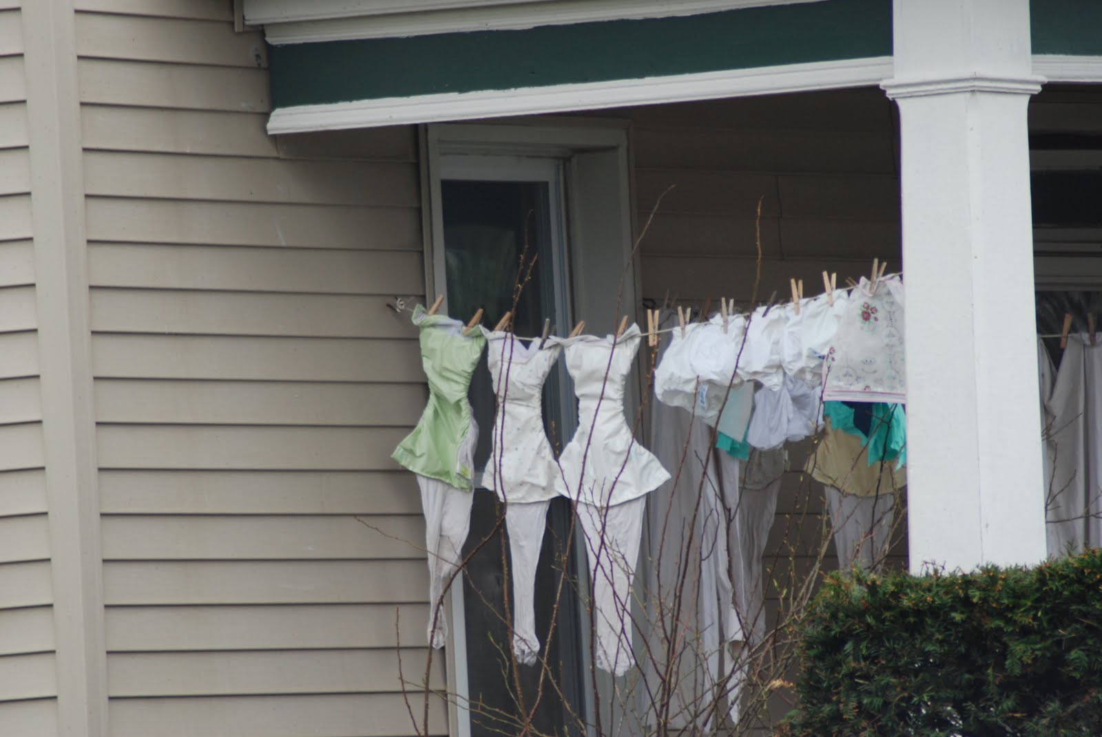 Amanda's Nutty (but blessed) World ;): Dreaming of Clotheslines, Amish ...