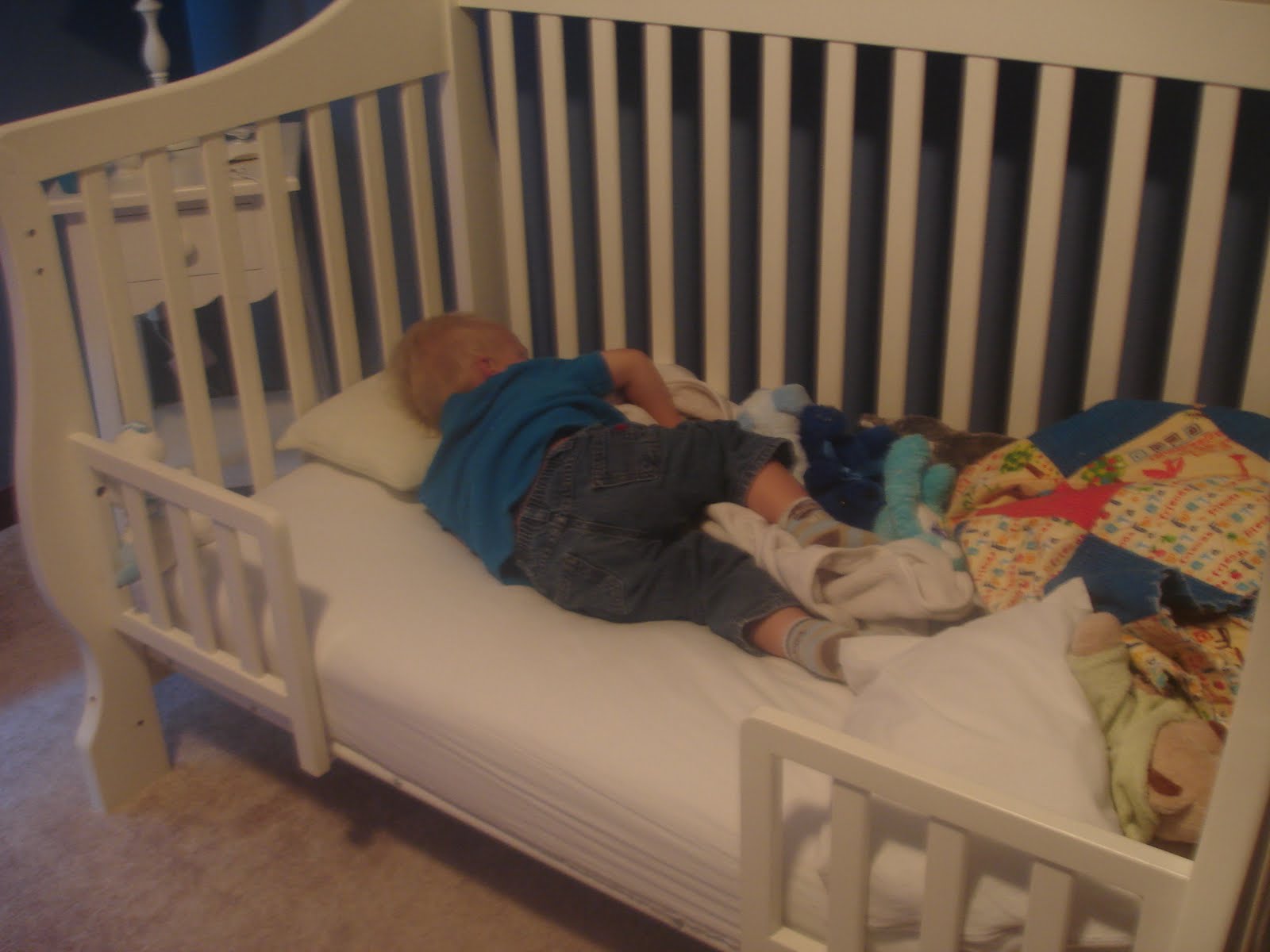 Days Full of Blessings: Big Boy Bed