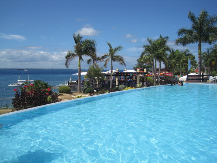 Vistamar Beach Resort