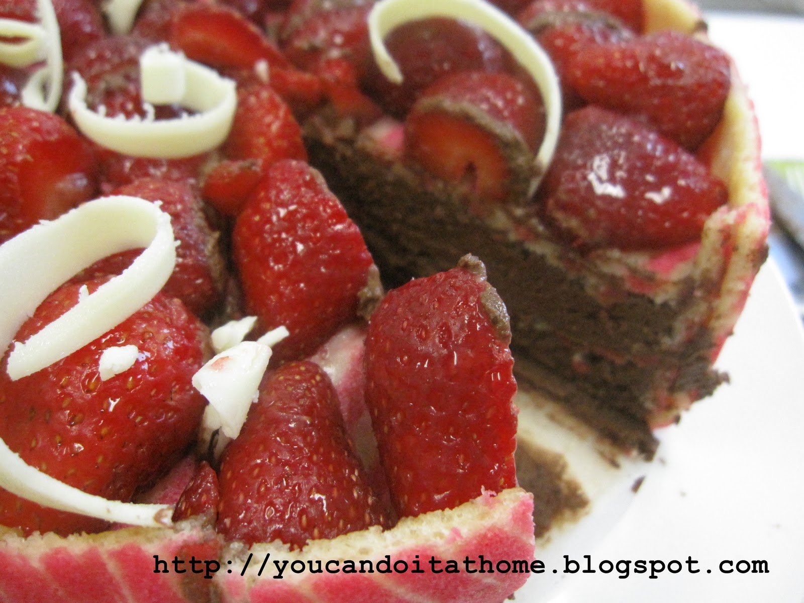 You can do it... at home!: Strawberry Chocolate Mousse Joconde Entremet ...