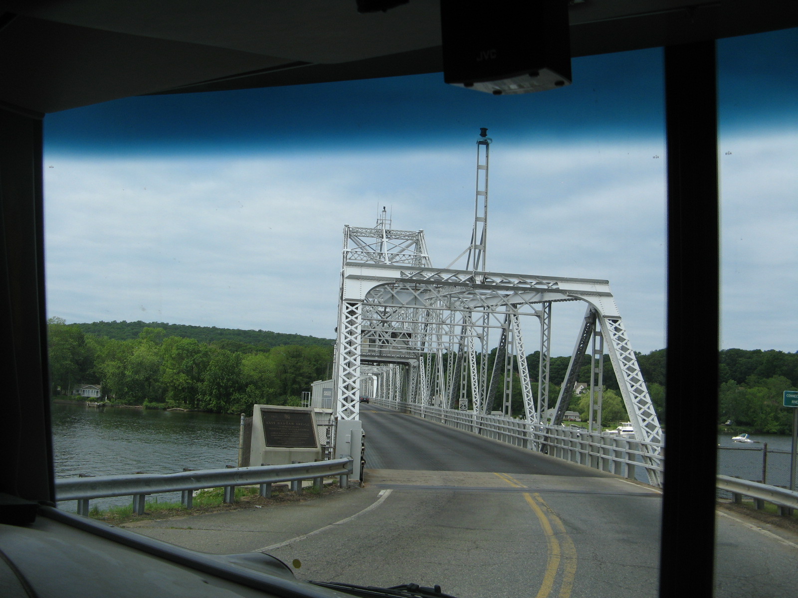 IVORYTON, CONNECTICUT-MEET THE JAILLETS | Que Sera, Sera... Whatever ...