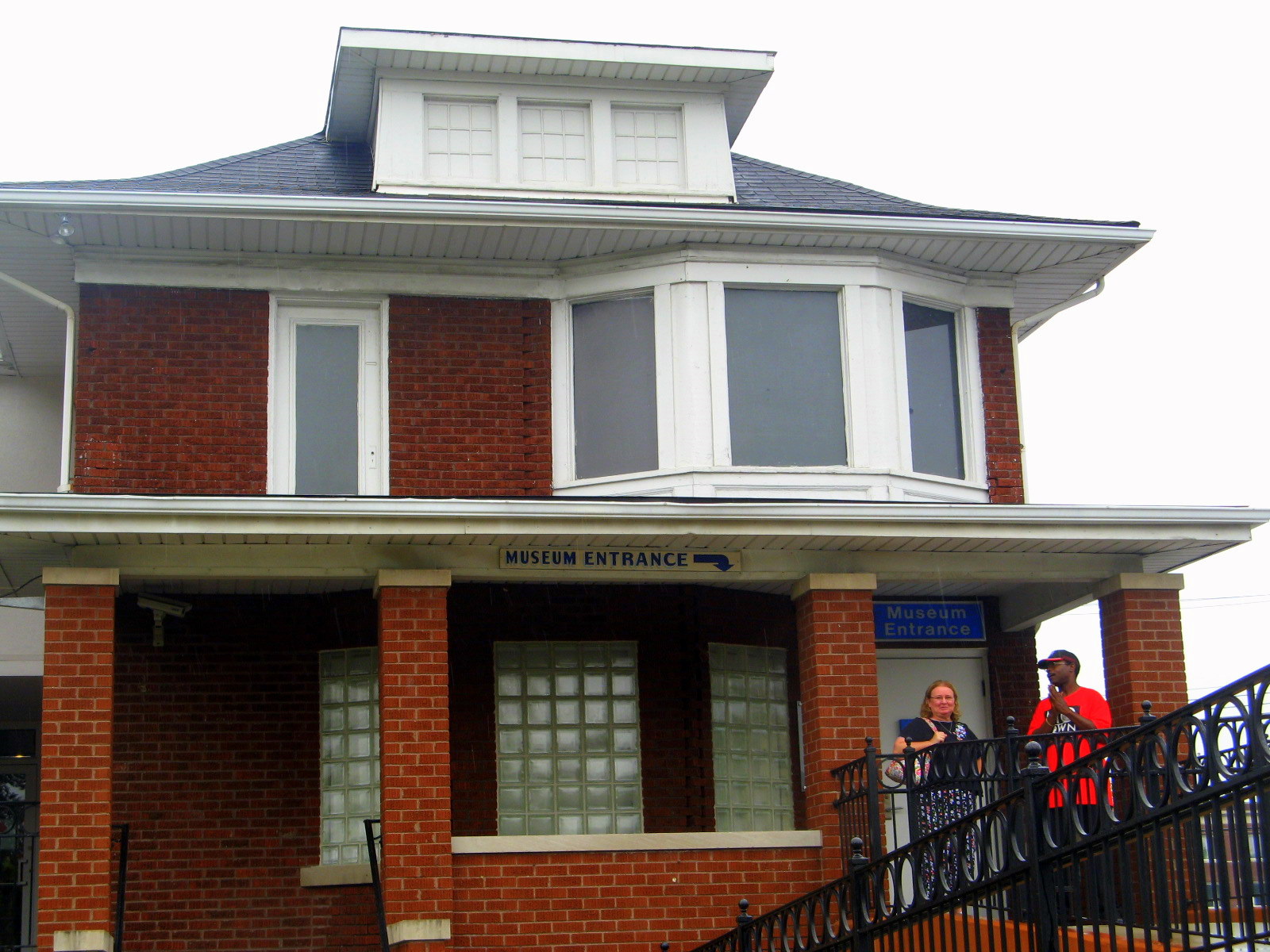 Mary's Ramblin's: MOTOWN MUSEUM WITH SUE AND ART