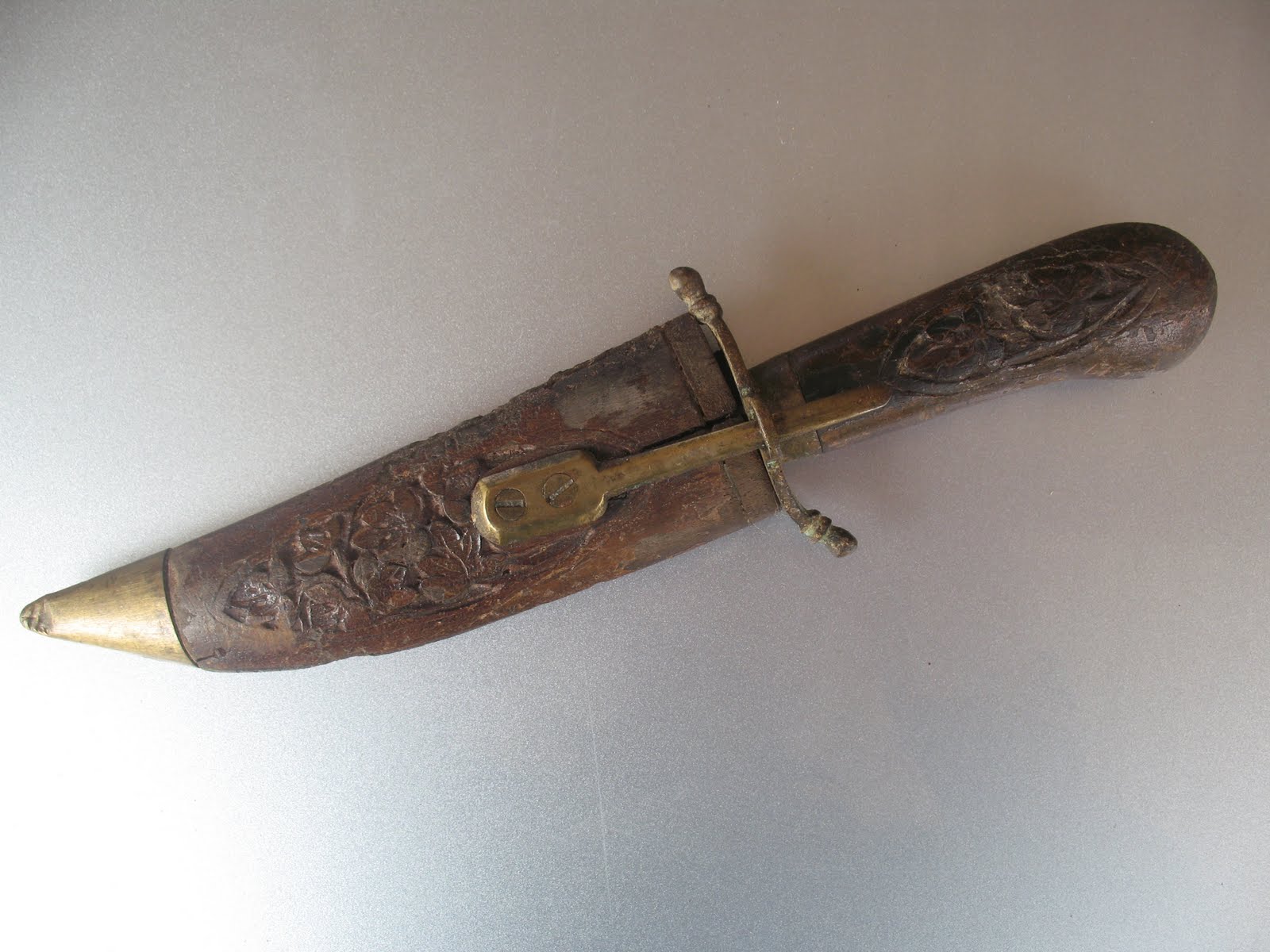 Badik Pusaka Tok Wan | Blues Riders