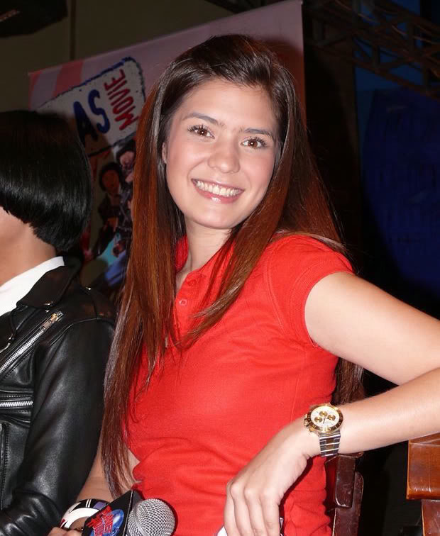 Foto Panas: Carissa Puteri