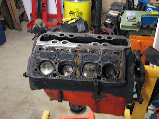 Kellys Flathead page: Dis-assembling the Ford 8BA flathead