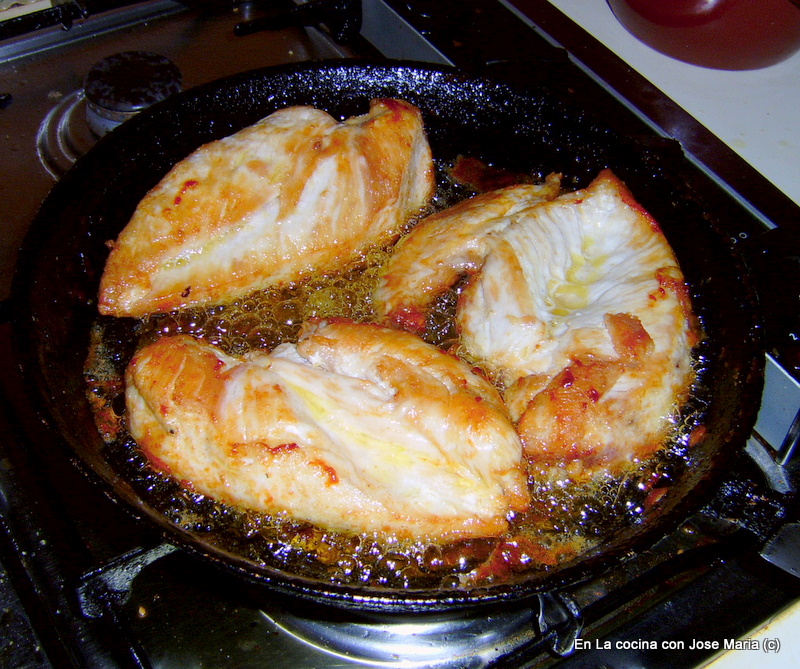 En la Cocina con Jose María: Pechugas de pollo fritas y fileteadas en ...