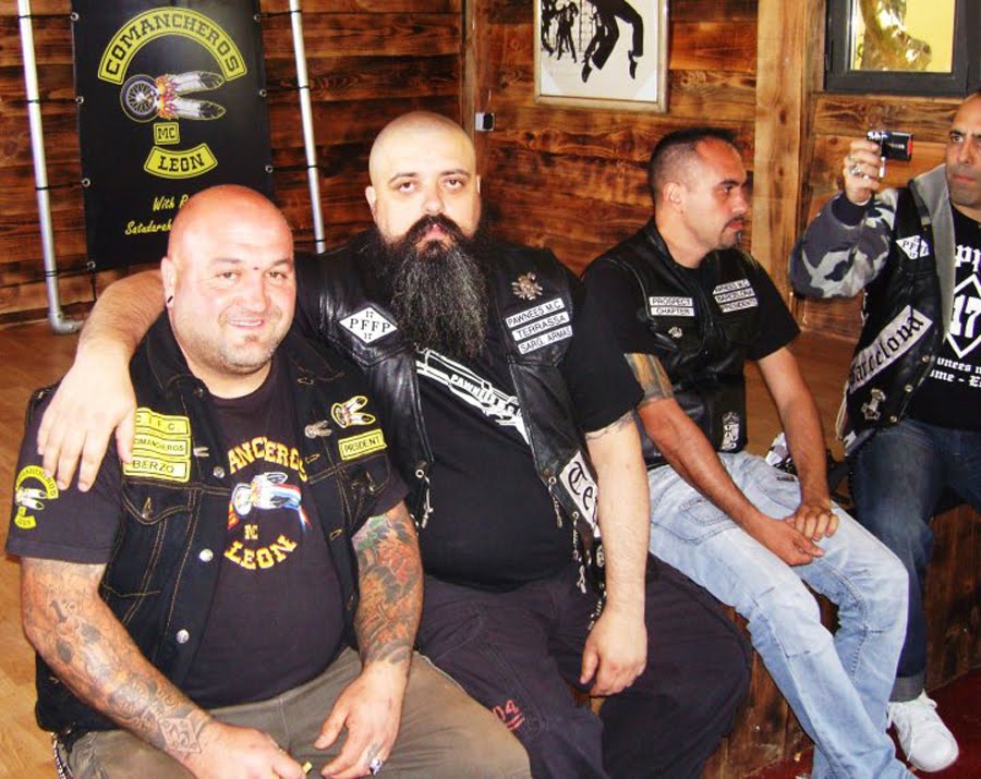 Pawnees MC Barcelona: Pawnees MC en Comancheros MC Leon