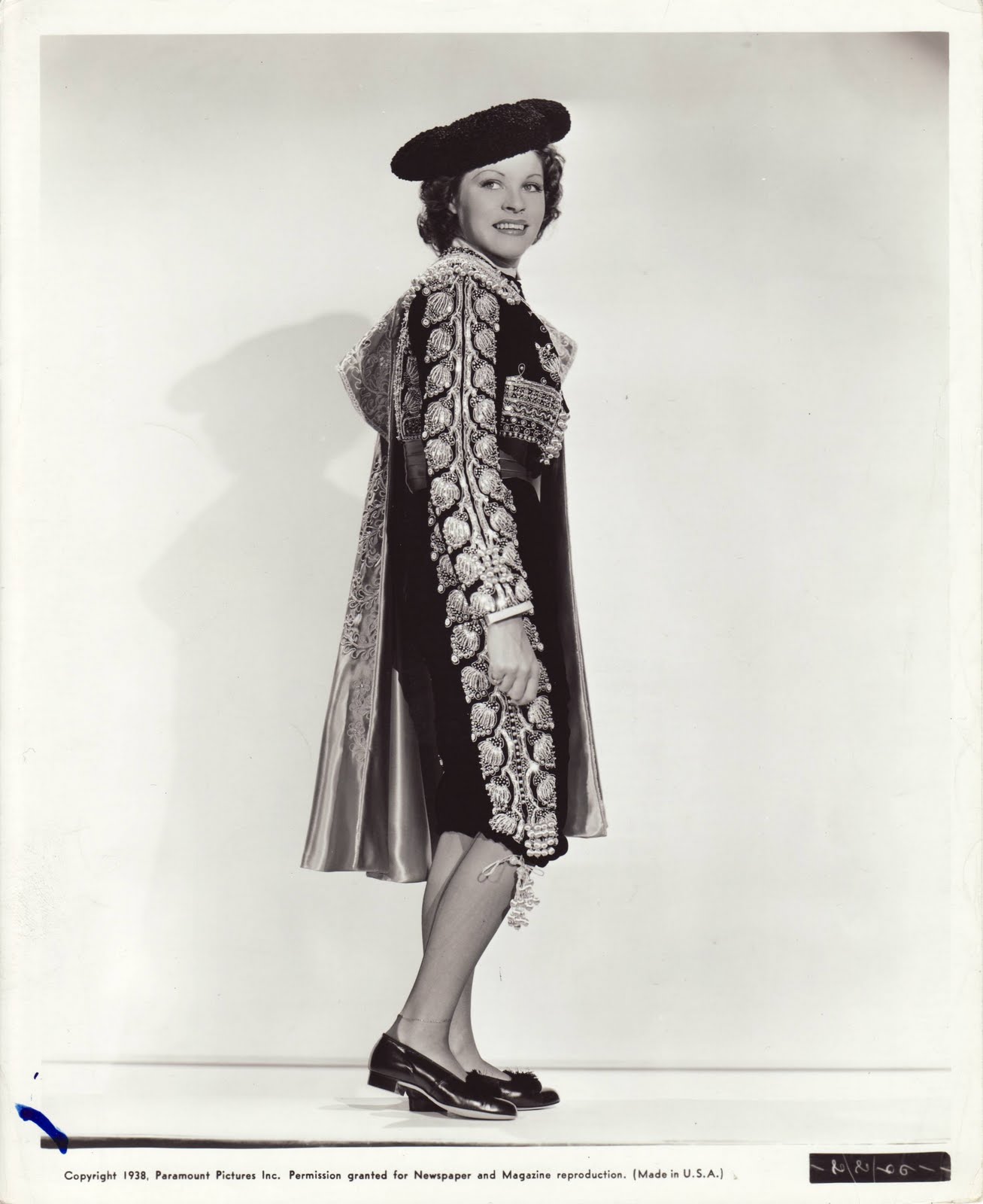 THE VINTAGE FILM COSTUME COLLECTOR: MARTHA RAYE THE BIG MOUTH