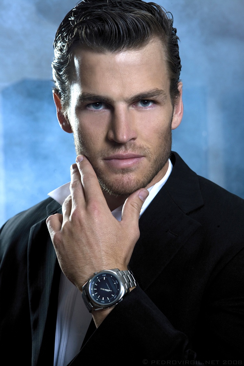 Delicious Men For You: 10/30/10