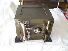All about Antiques: All about Antique : Antique Bank Safes