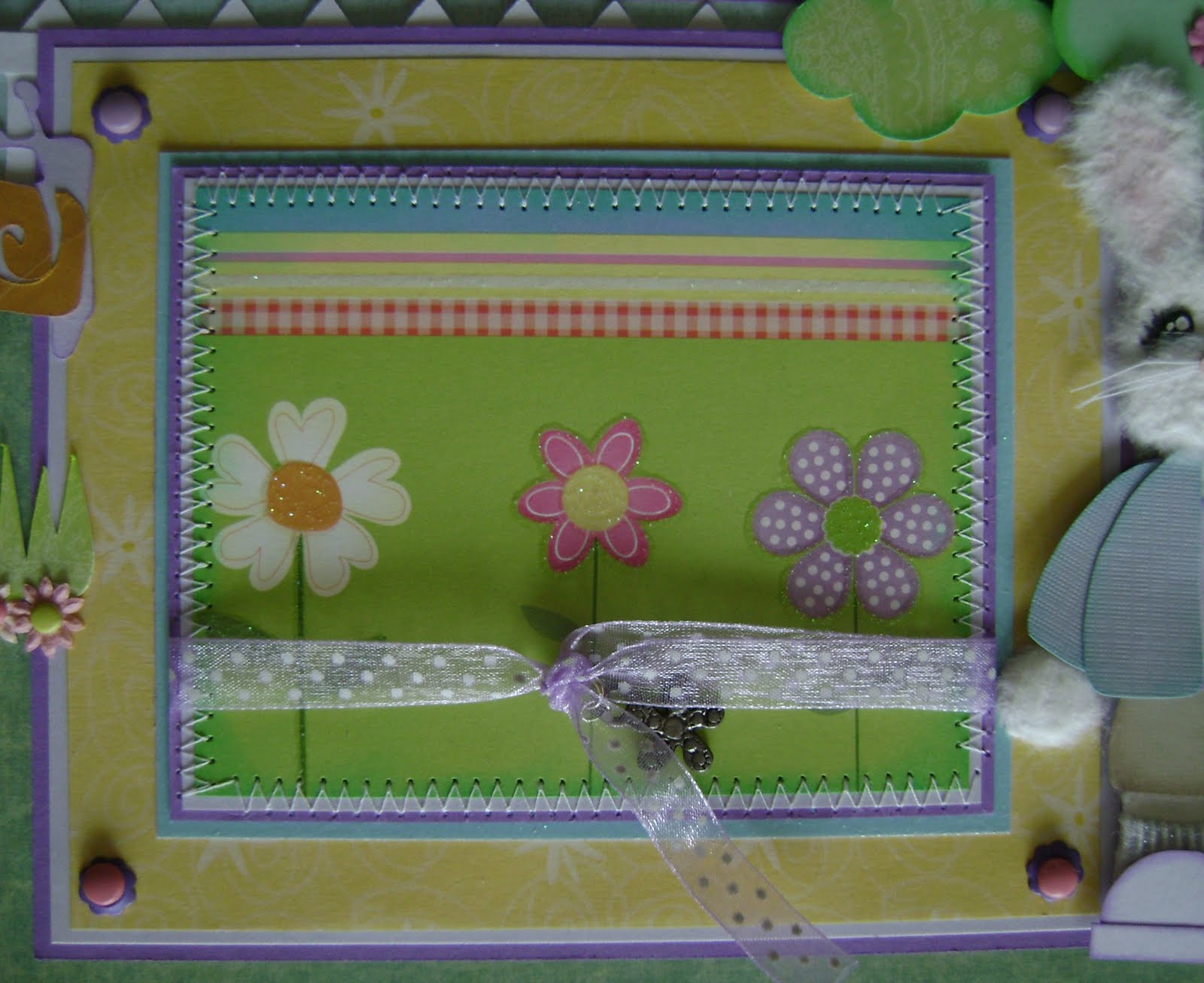 Alicazam: Scrapbook Layout 2: Easter