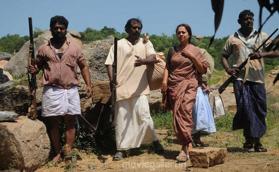 Ratha Sarithiram Stills, Ratha Sarithiram Photos, Pics, Gallery | Bollymira